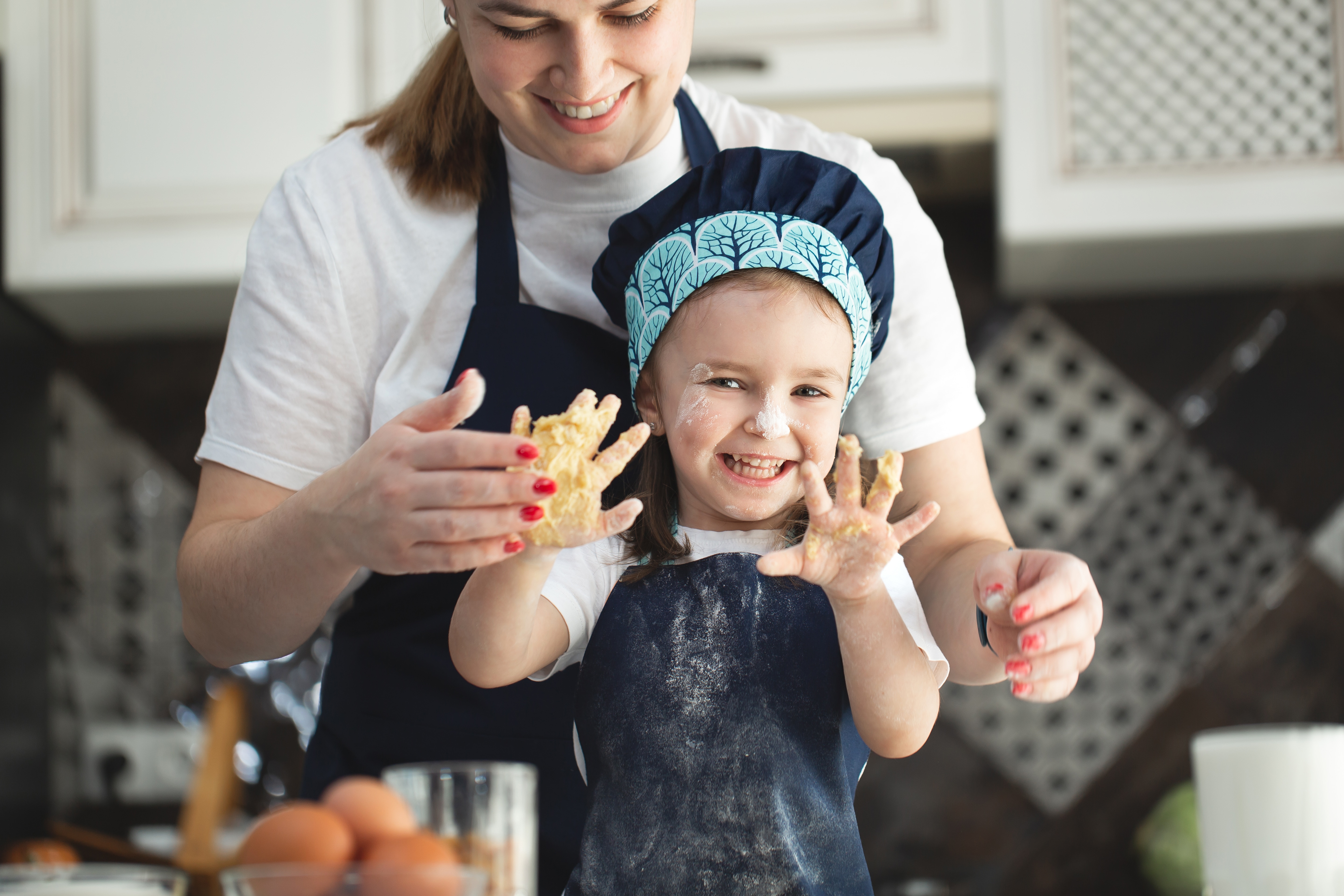 The Ultimate Guide to Cooking with Kids - Kidsguide